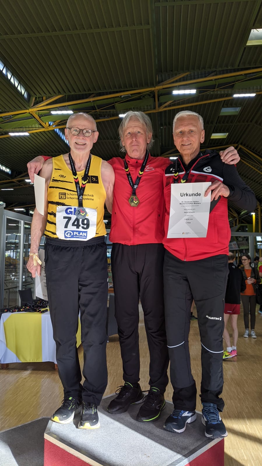 SGCube Weinstadt: Wolfgang Lenz gewinnt 2x Silber bei DM Halle Masters